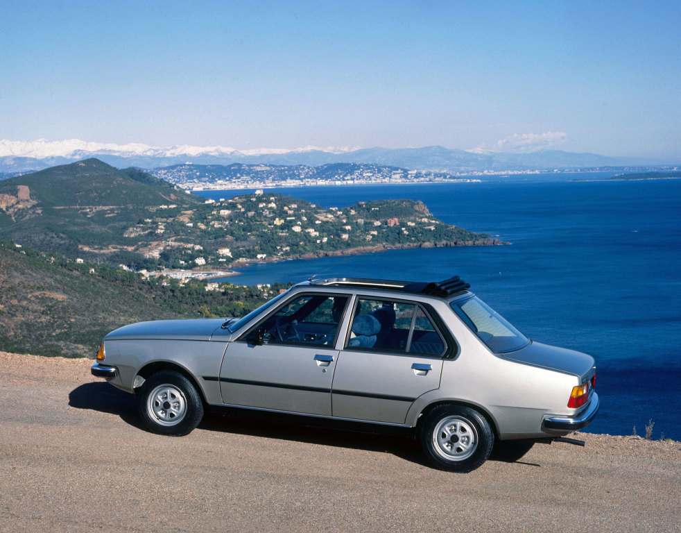 La Renault 18 voit rouge – lov4wheels